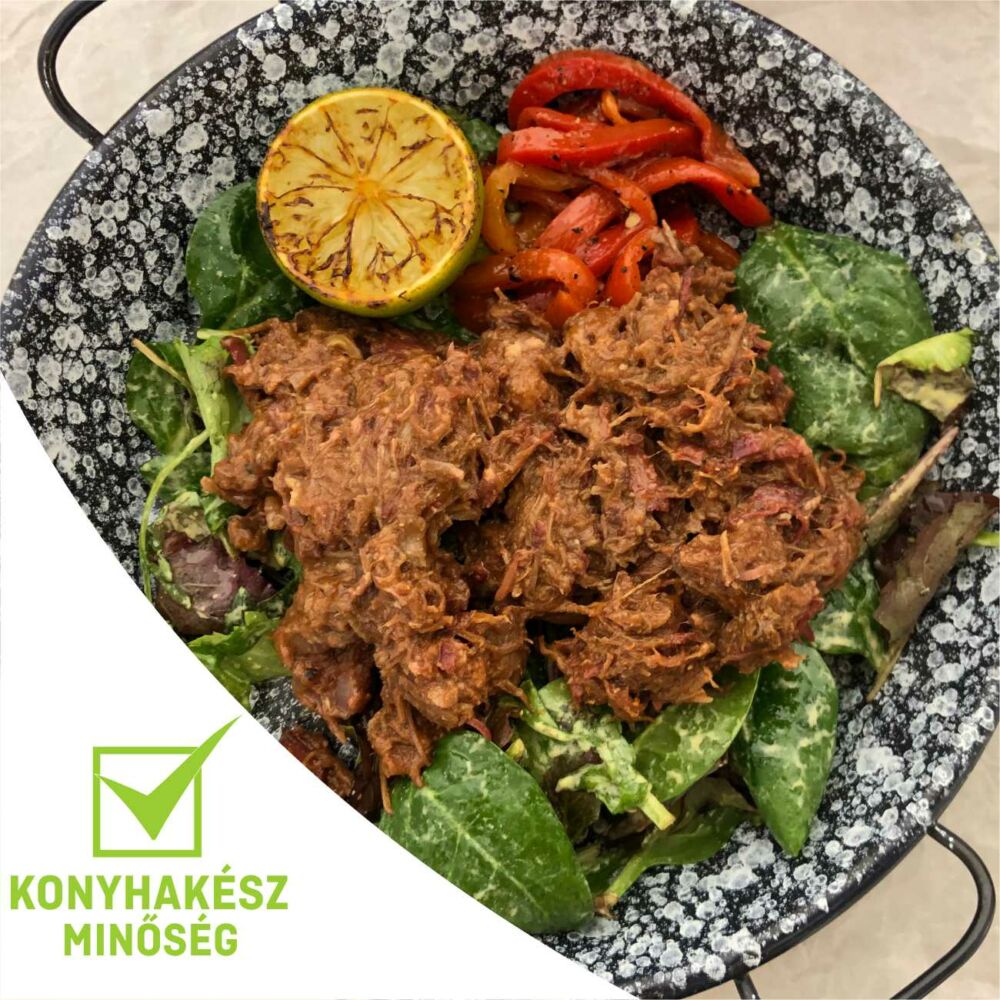 Angus tépett marha késztermék (pulled beef, 0,8 kg) szósszal